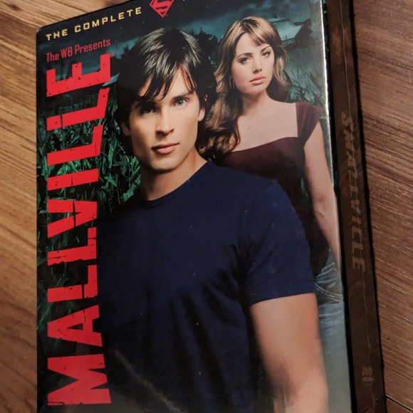 Warner Bros. | Media | Smallville Complete Season 4 Dvd Box Set 6disc ...